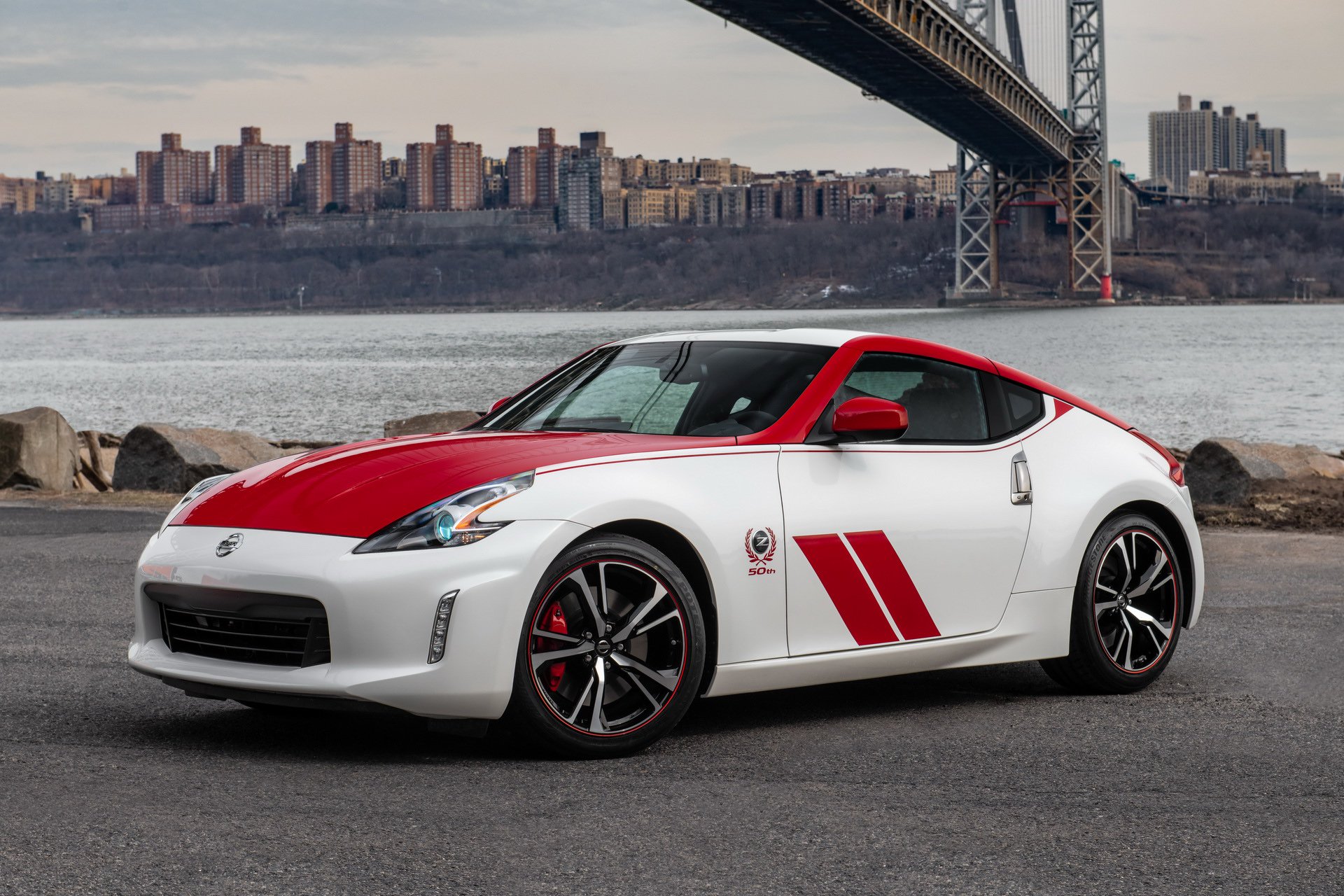Nissan 370Z Especial Celebra 50 Anos De Desportivos Auto Drive