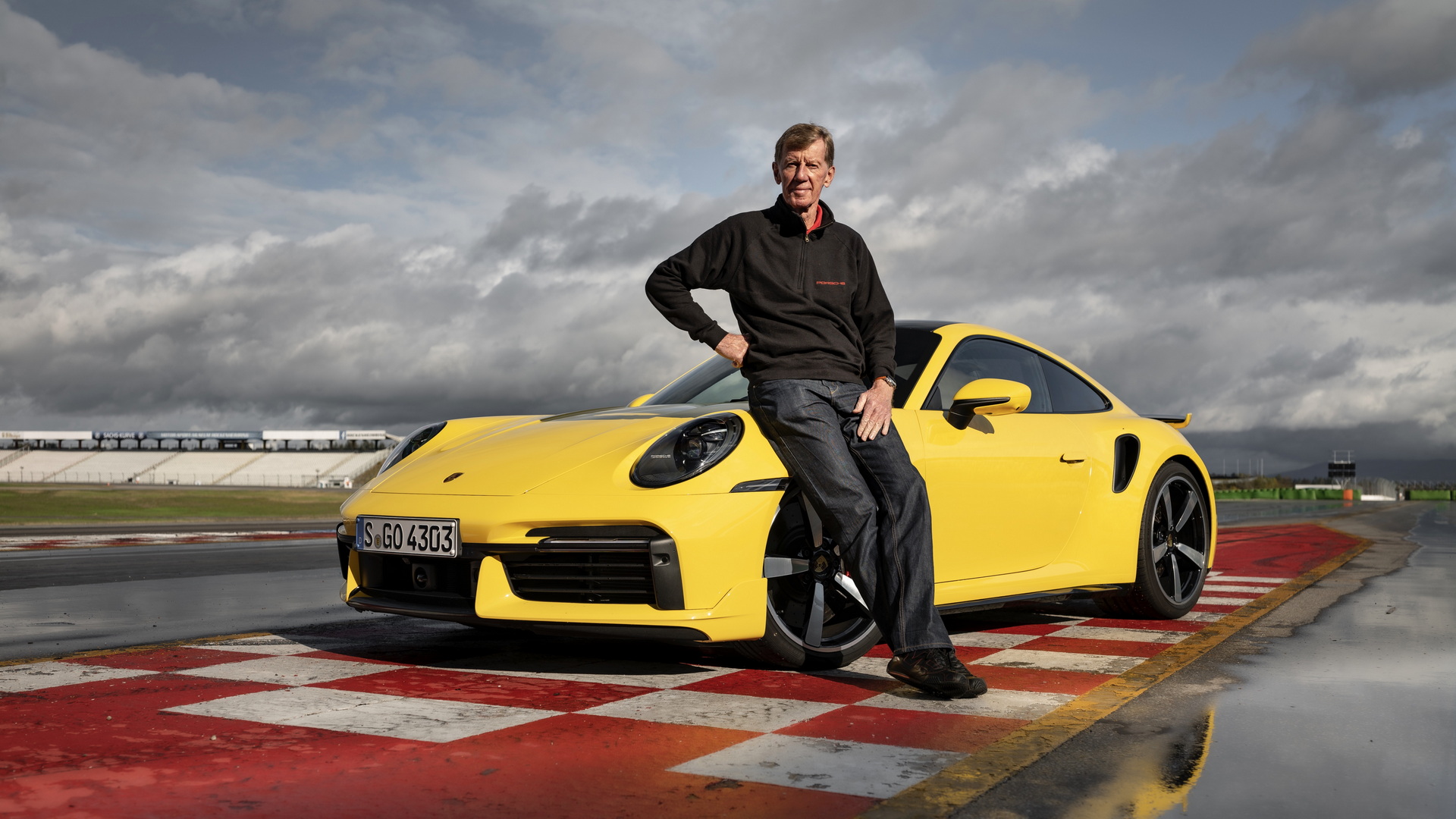 Porsche recorda a história do 911 Turbo com “drag race” | Auto Drive
